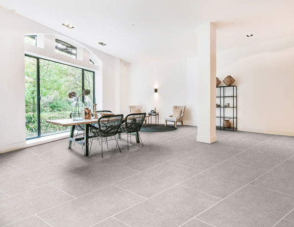61260 | Floor Center